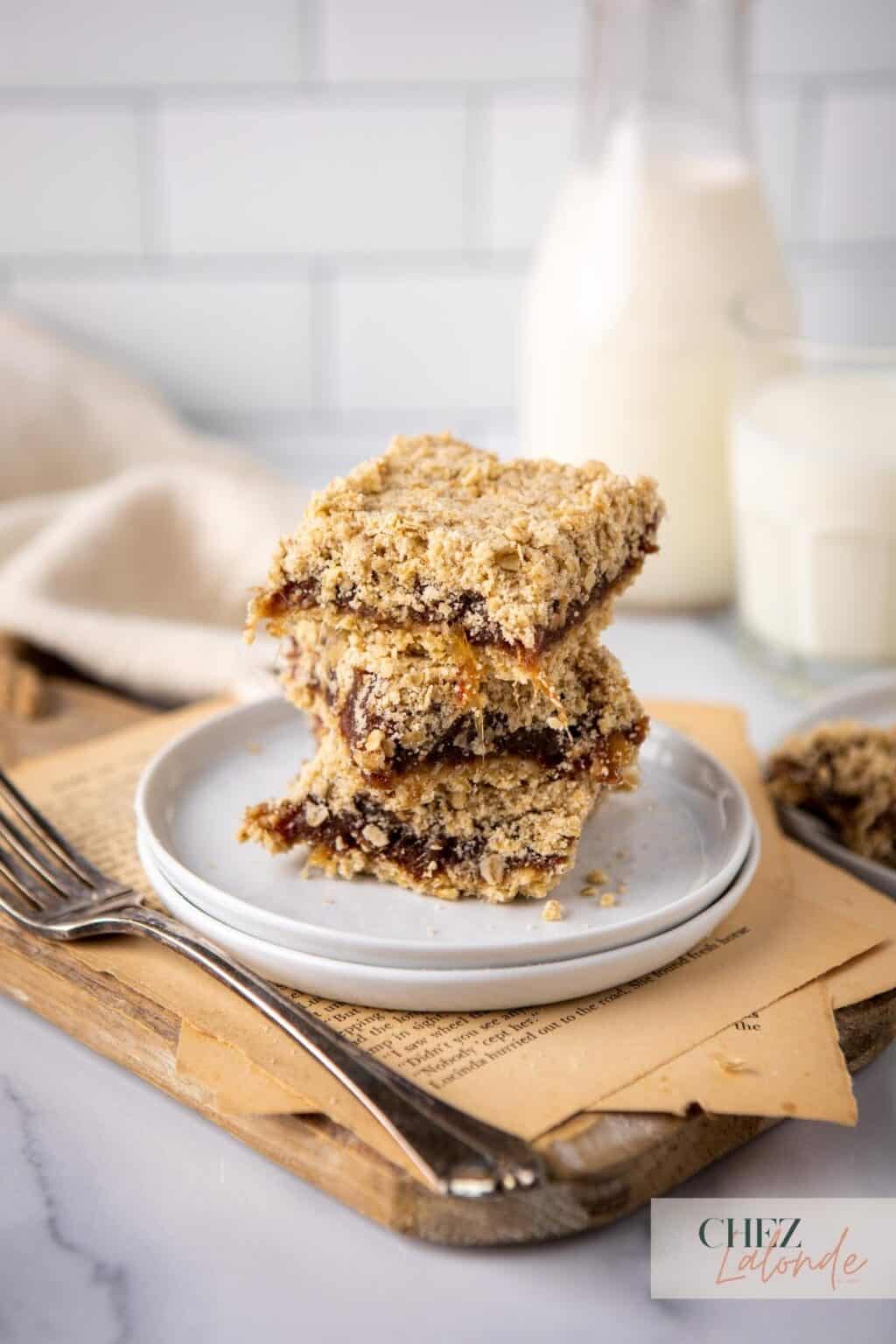 A Classic Canadian Dessert: Old-fashioned Date Squares