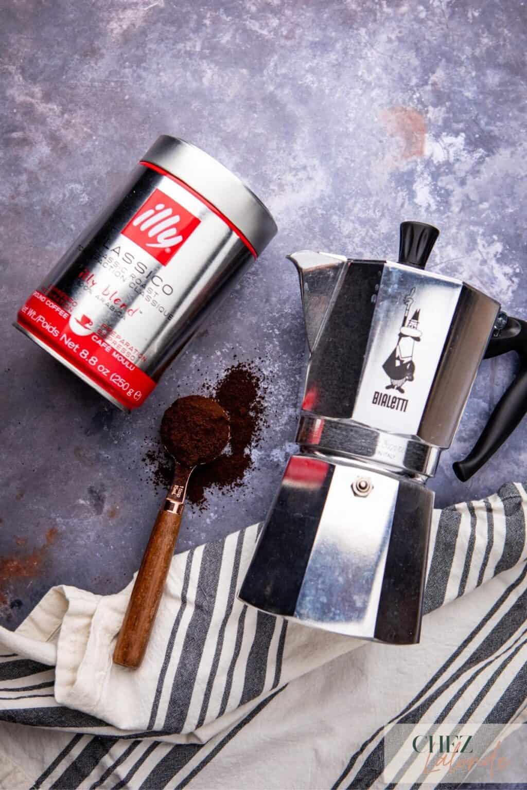 How To Use An Italian Moka Pot To Brew Great Coffee