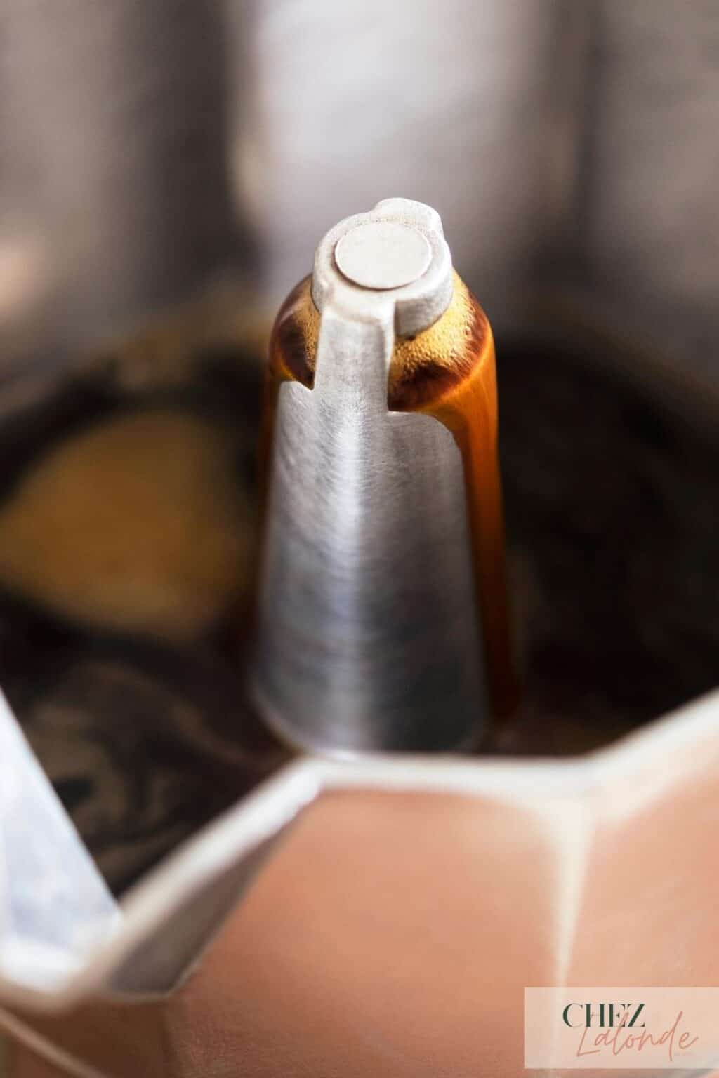 How To Use An Italian Moka Pot To Brew Great Coffee
