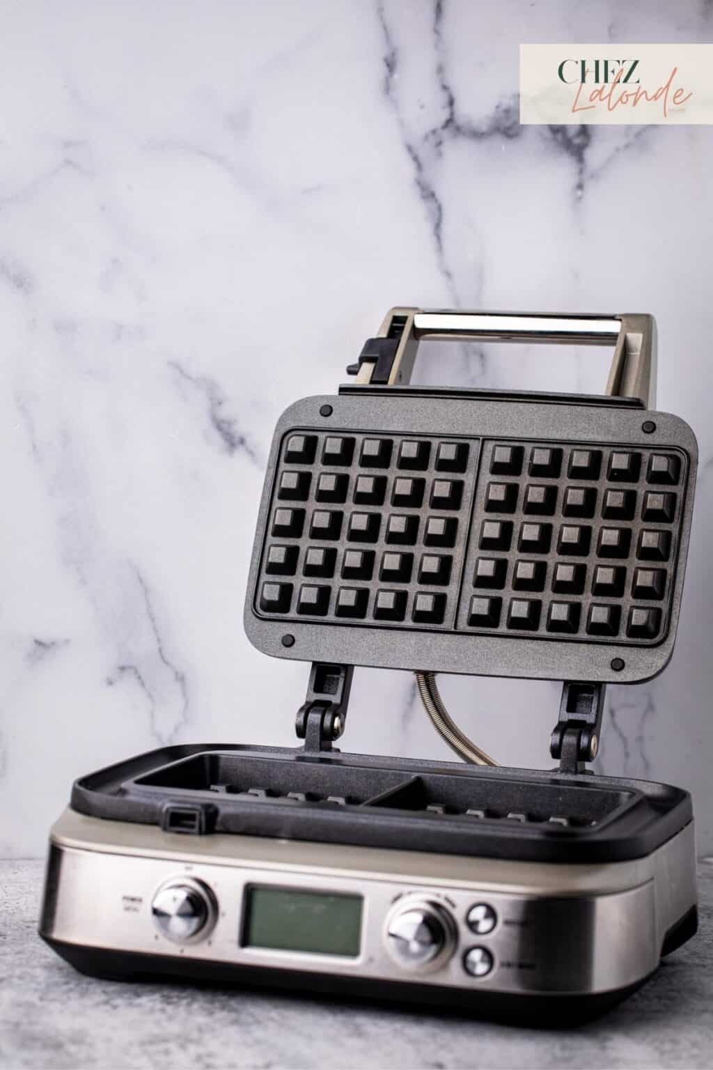 Easy and Delicious Homemade Hong Kong Bubble Waffles
